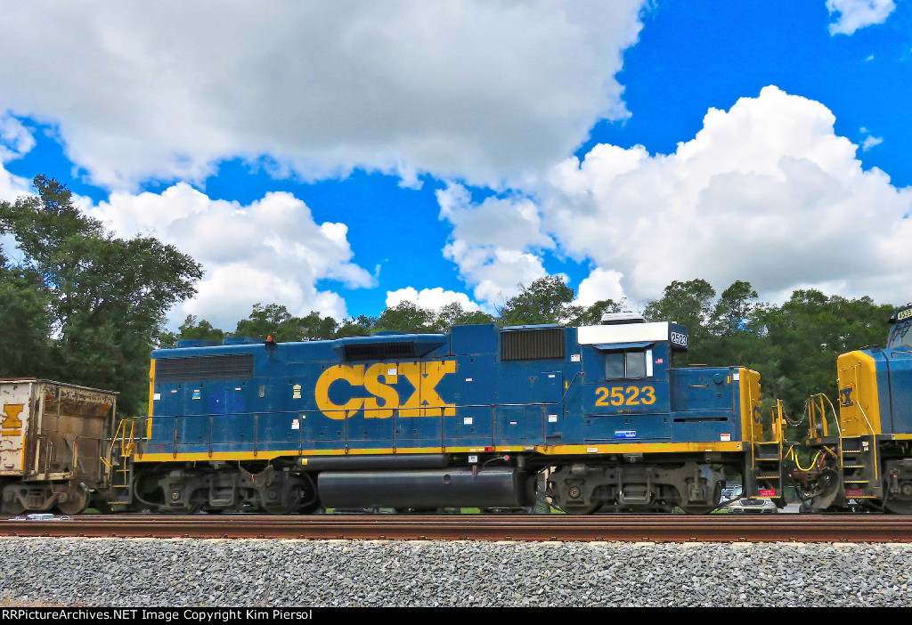CSX 2523